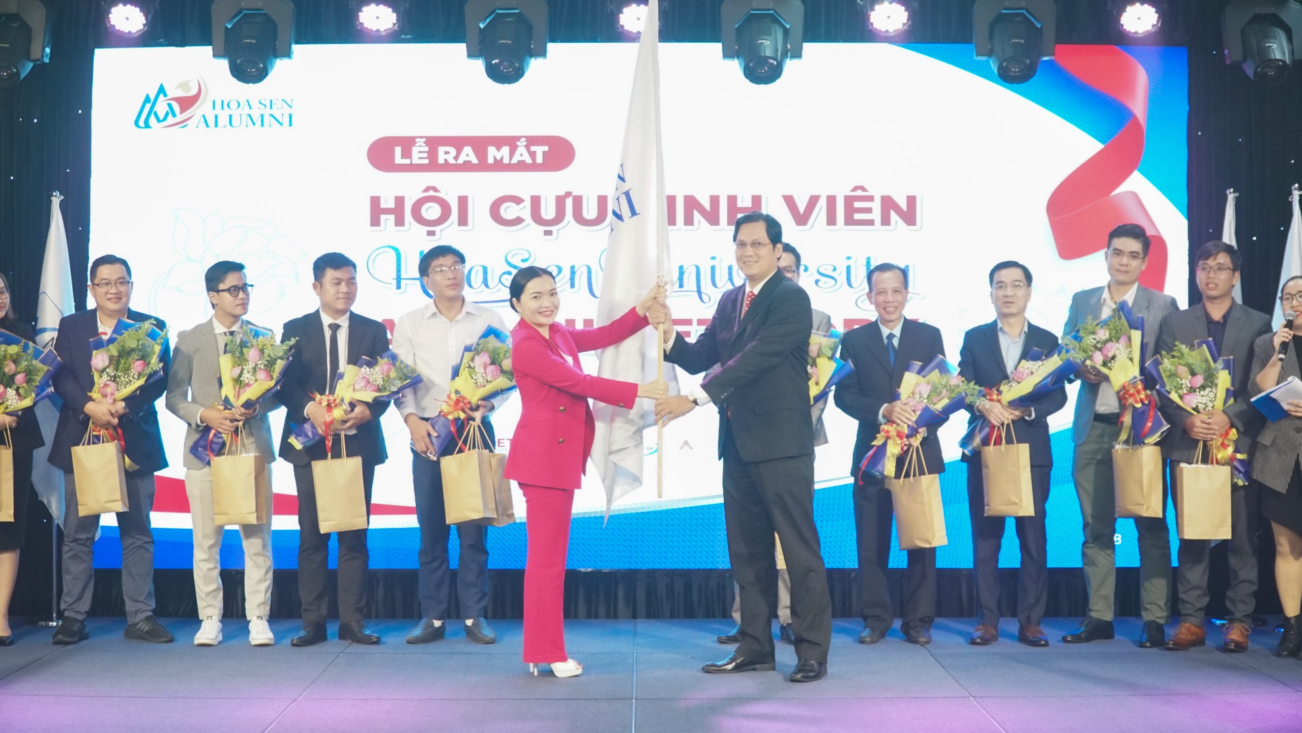 Hoa Sen University launches Alumni Association "Hoa Sen University ...